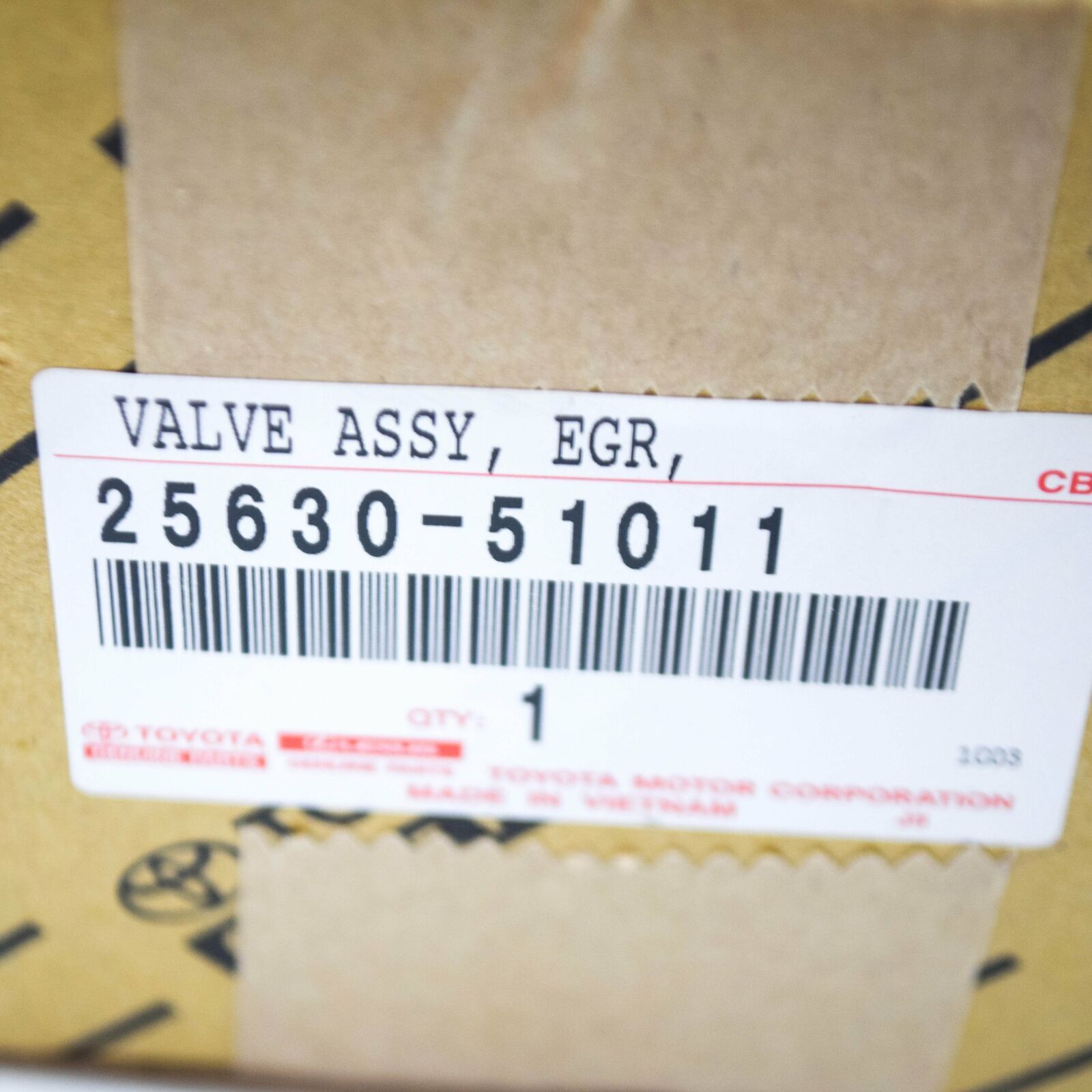 Toyota 25630-51011 Toyota Landcruiser Genuine EGR Valve 1VDFTV Diesel 4 ...